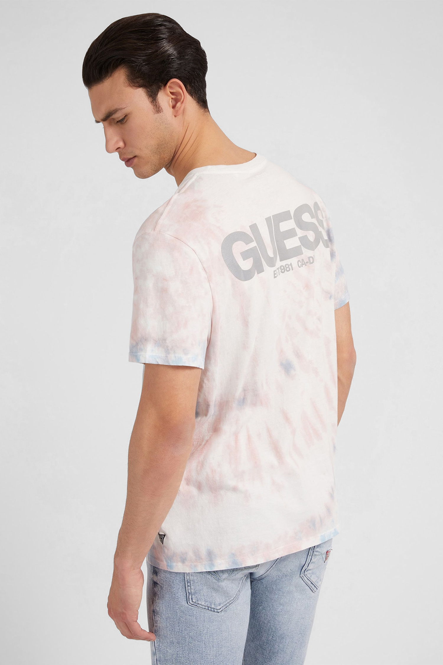Мужская футболка Guess M2YI08.K9RM1;F0E1 — Ultrashop