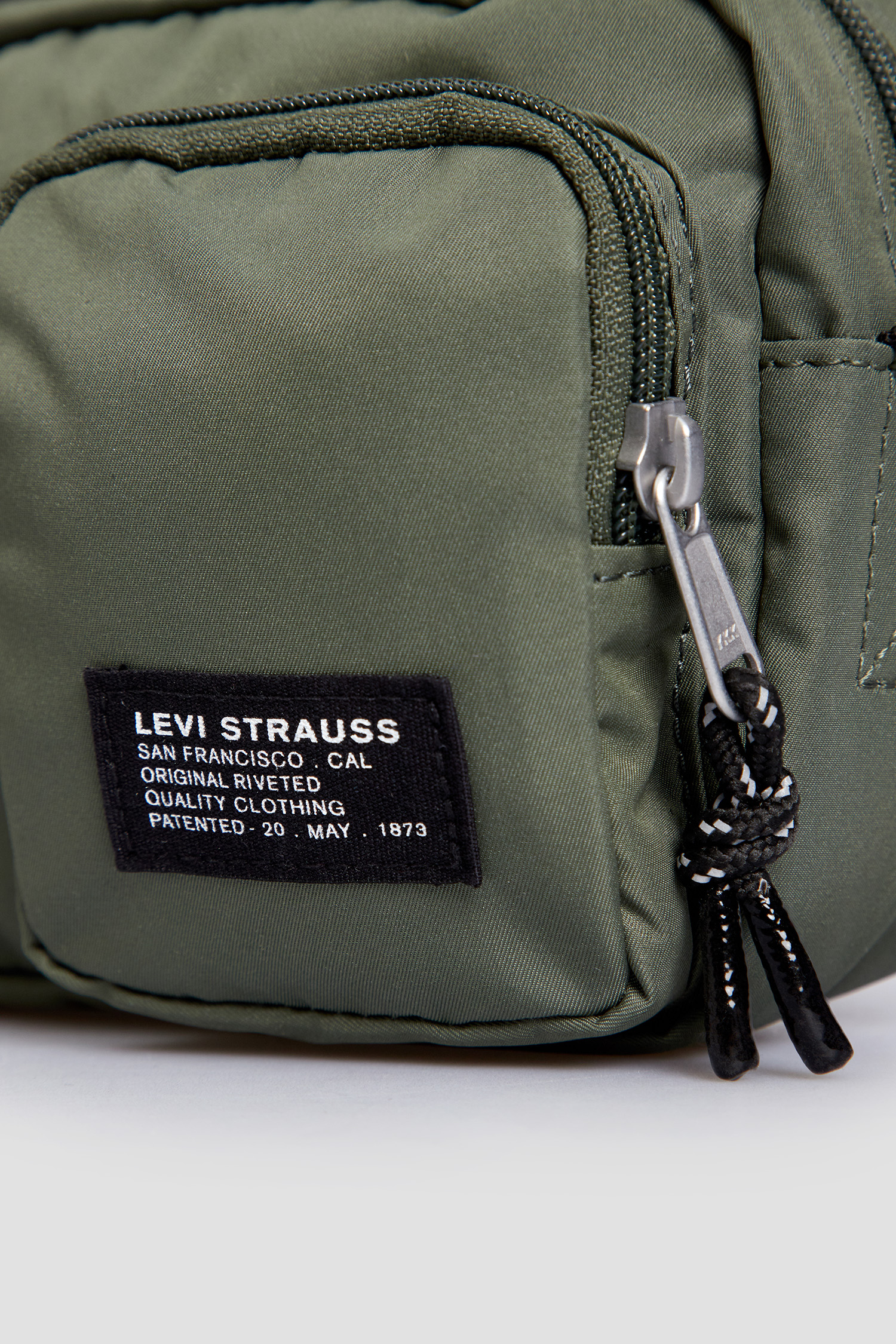 Мужская зеленая сумка Levi’s® 235269;86.38 — Ultrashop