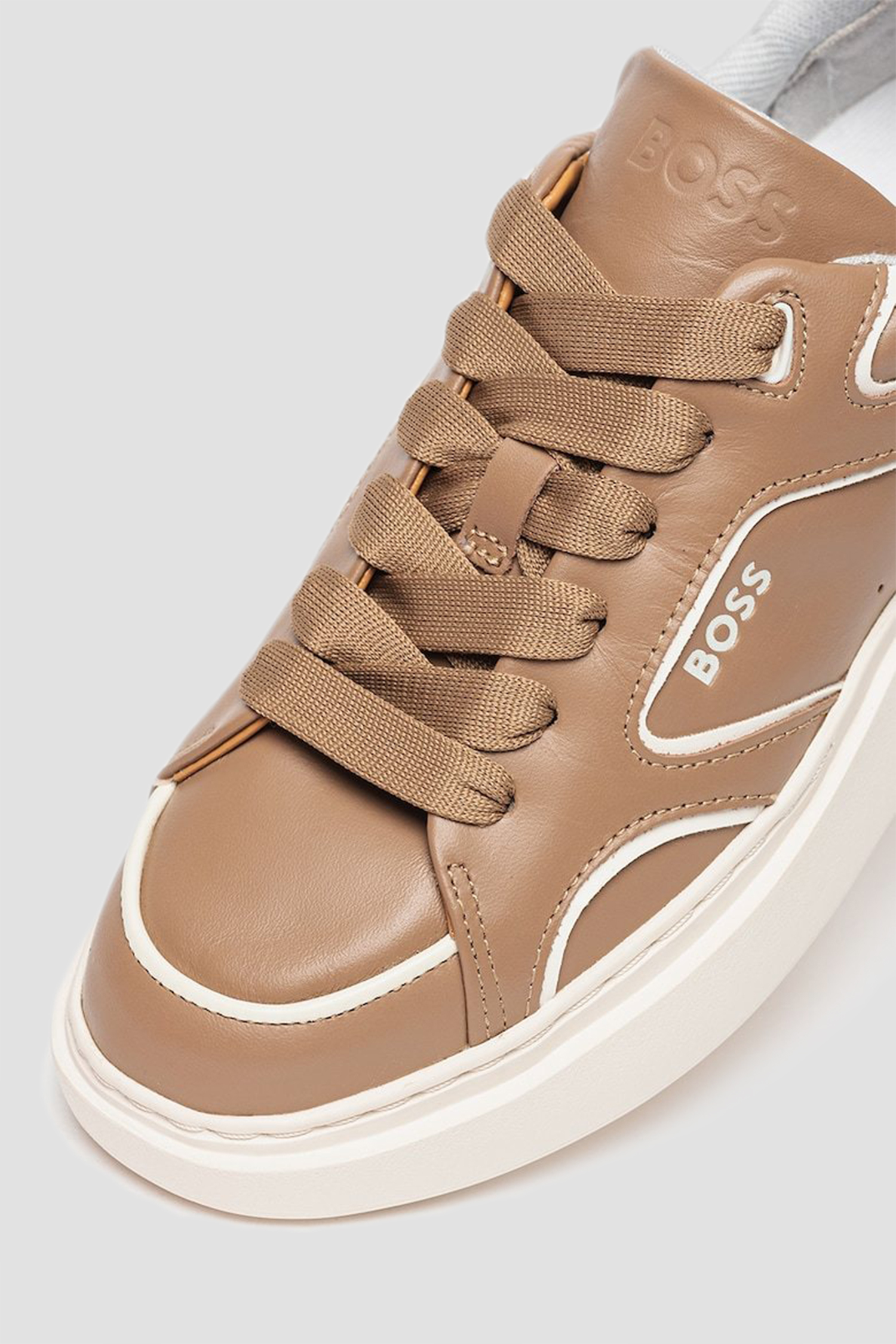 Жіночі бежеві шкіряні снікери BOSS 50504105;263 — Ultrashop